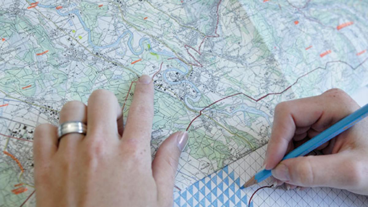 Cartographe topographe / géographe